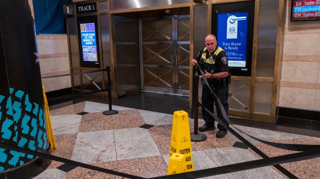 5 stabbed at New York City’s Penn Station, suspect in custody: Sources ...